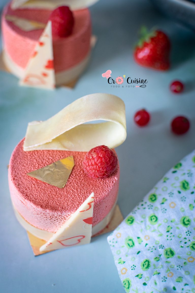 Entremets fruits rouges, chocolat blanc - Cuisine et Gourmandises