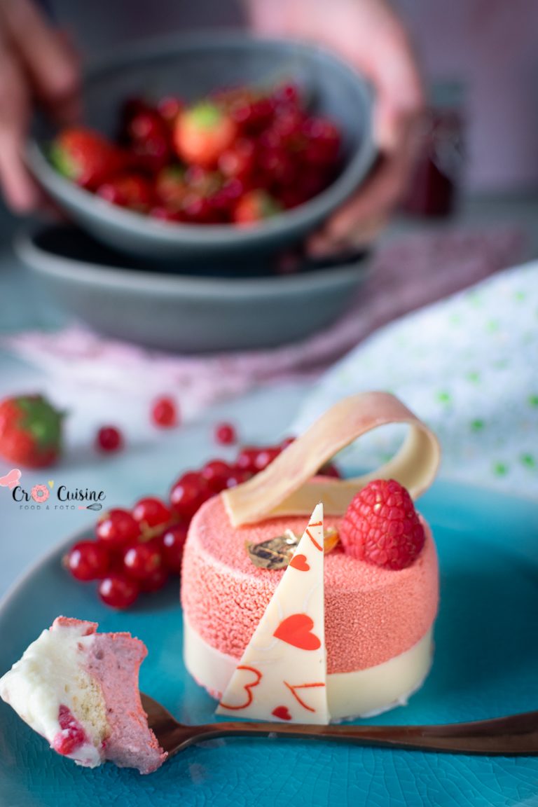 Entremets fruits rouges, chocolat blanc - Cuisine et Gourmandises
